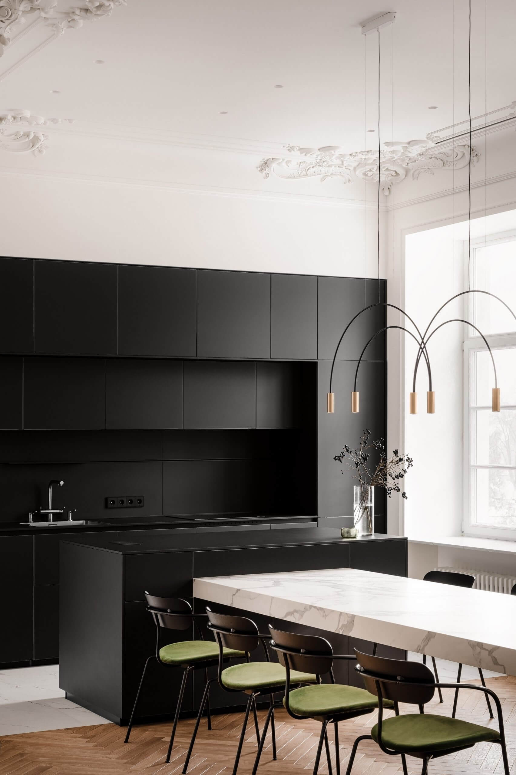 BACK TO BLACK : 5 façons d'utiliser le noir en décoration - NellyRodi